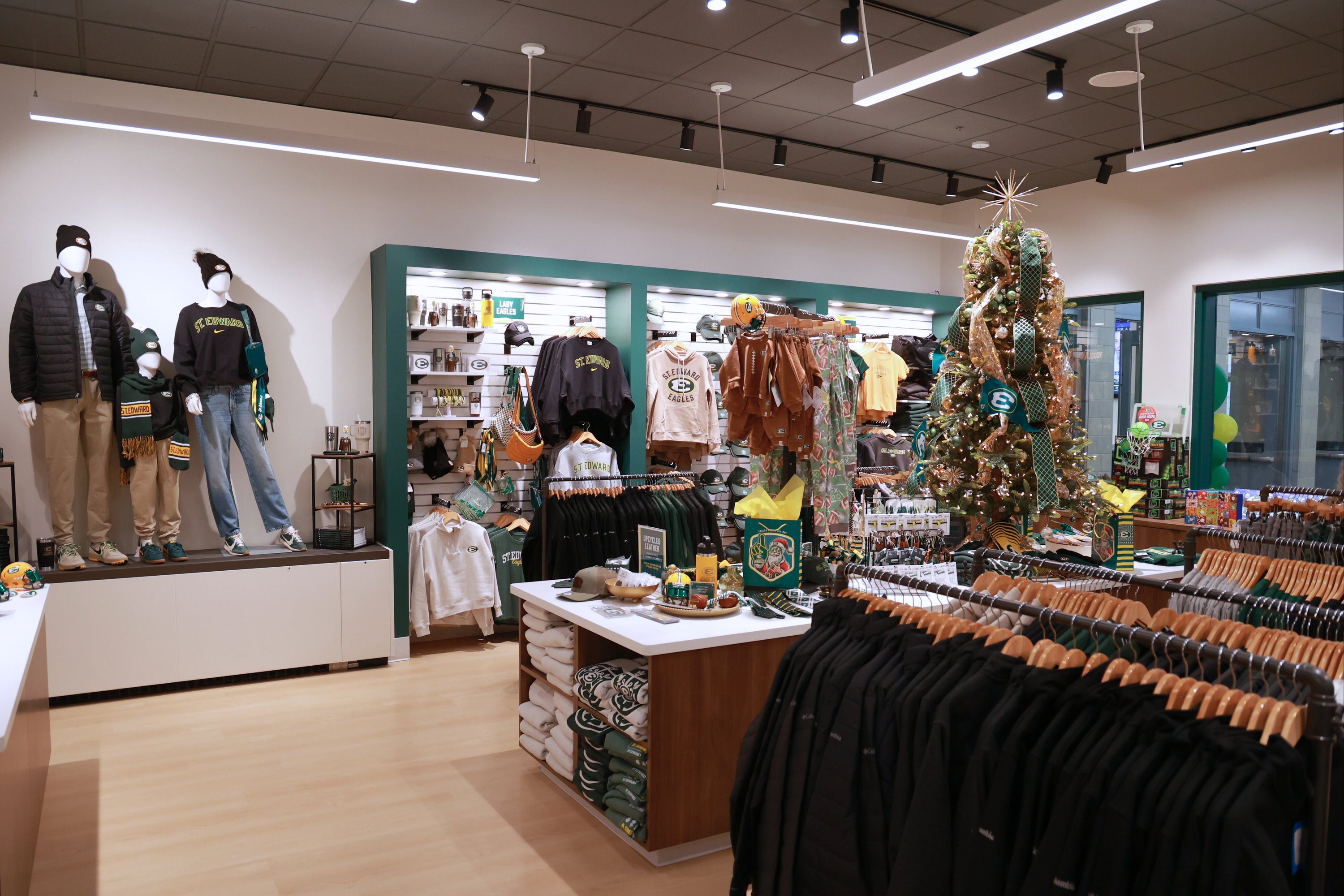 Green and Gold Shop